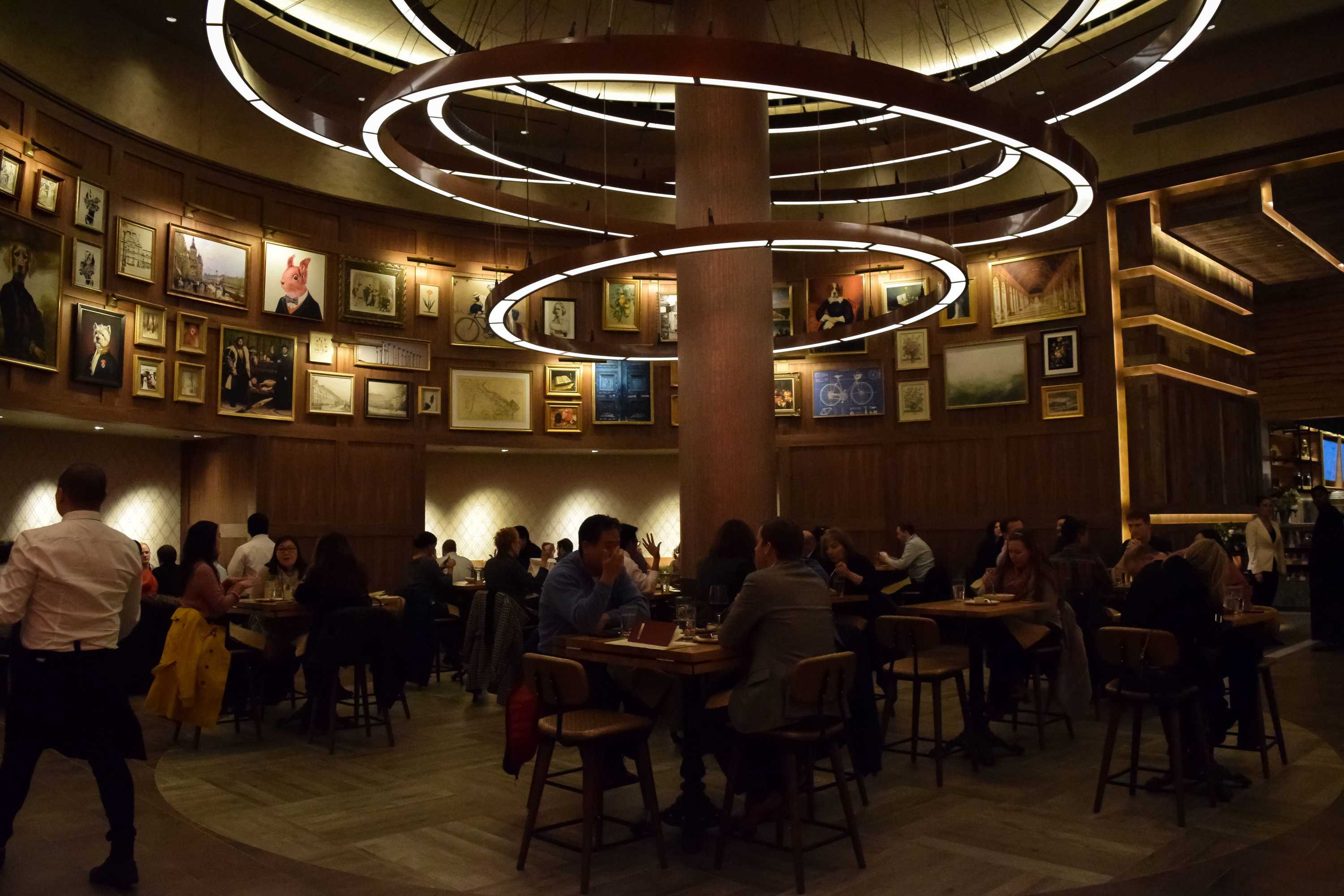 Isabella Eatery brings upscale options with new take on mall food court ...