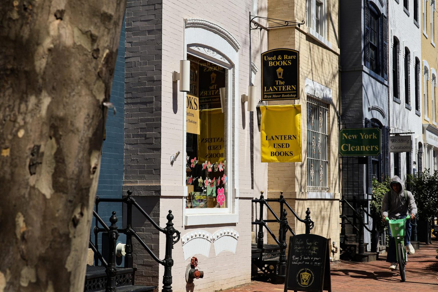 Best used bookstore: The Lantern – The GW Hatchet